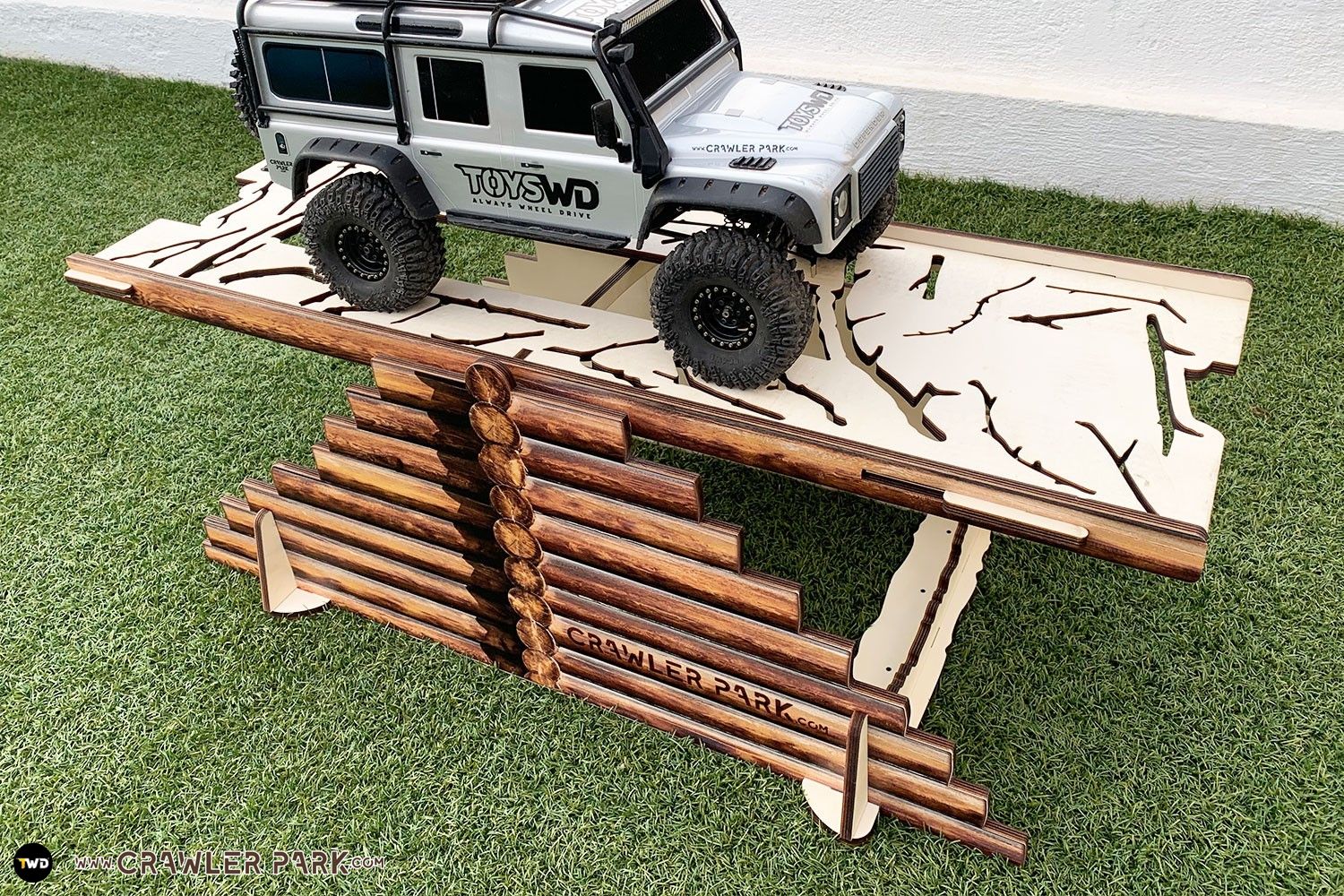 Seesaw obstacle RC Crawler park 1/10