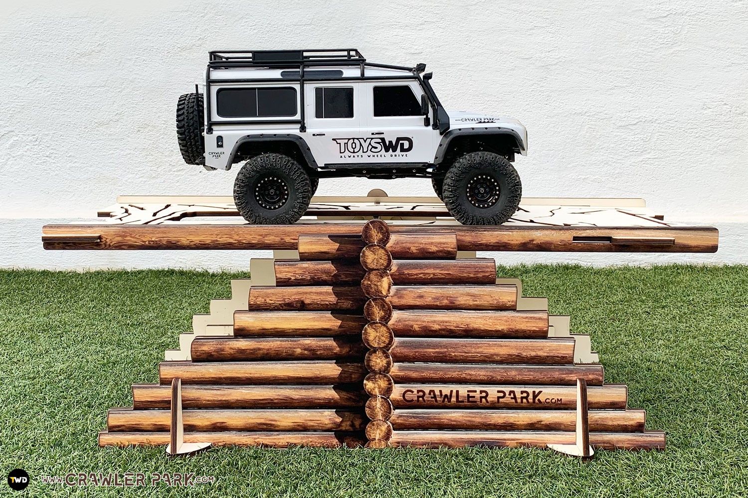 Seesaw obstacle RC Crawler park 1/10